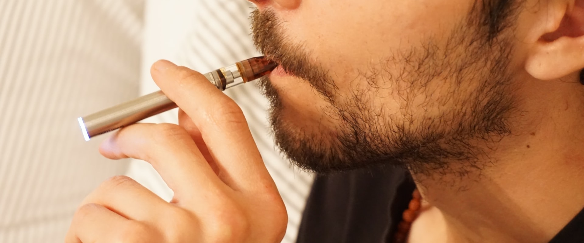 What is the difference between a hhc disposable vape and a regular vape?